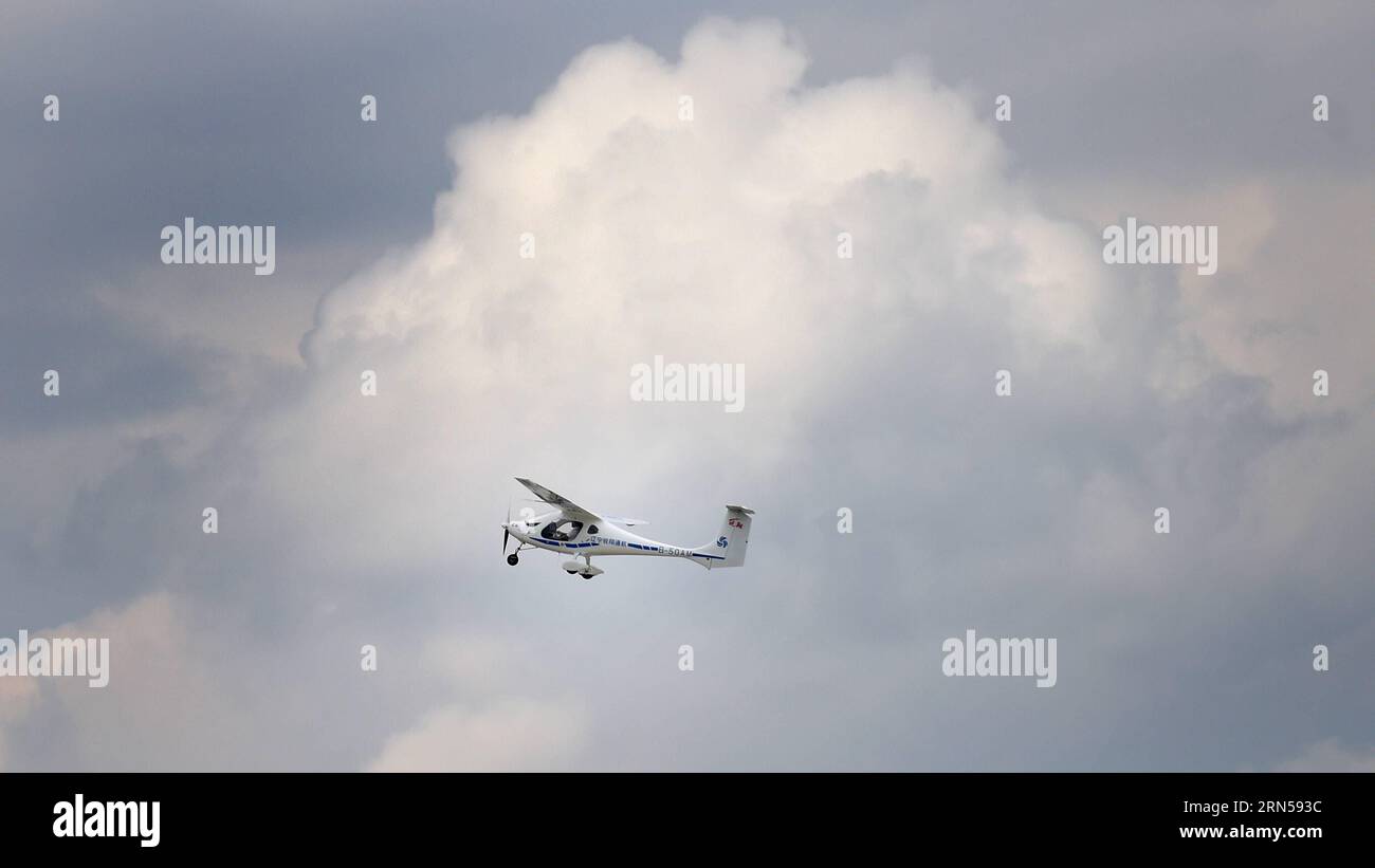 Zhschina seyang rx1e aircraft hi-res stock photography and images - Alamy