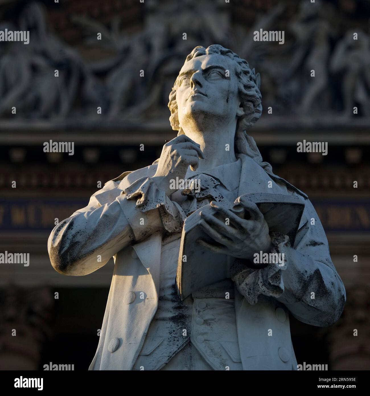Schiller Monument, Friedrich von Schiller, Hessian State Theatre ...