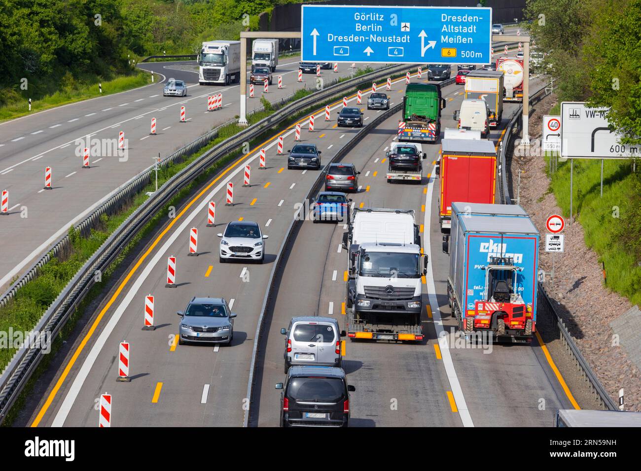 Traffic sign overload hi-res stock photography and images - Alamy