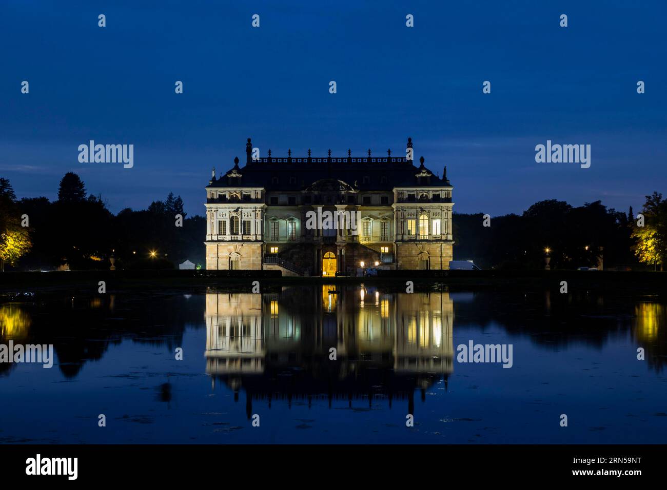 Large garden with palace and palace pond Stock Photo - Alamy