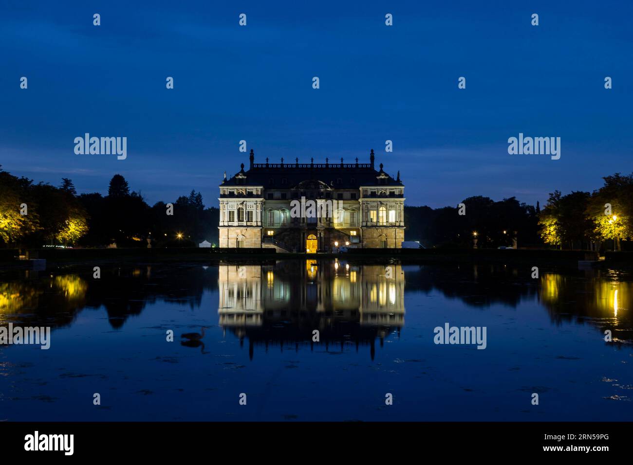 Large garden with palace and palace pond Stock Photo - Alamy
