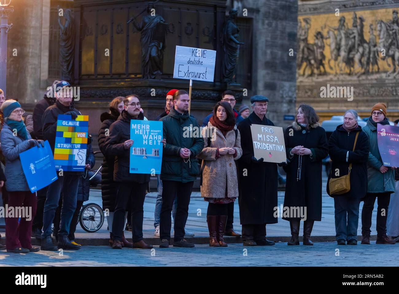 German bishops conference hi-res stock photography and images - Alamy