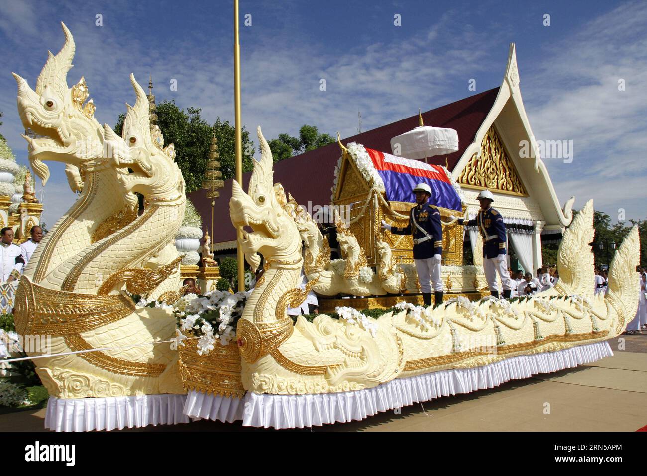 Golden funeral pyre hi-res stock photography and images - Alamy