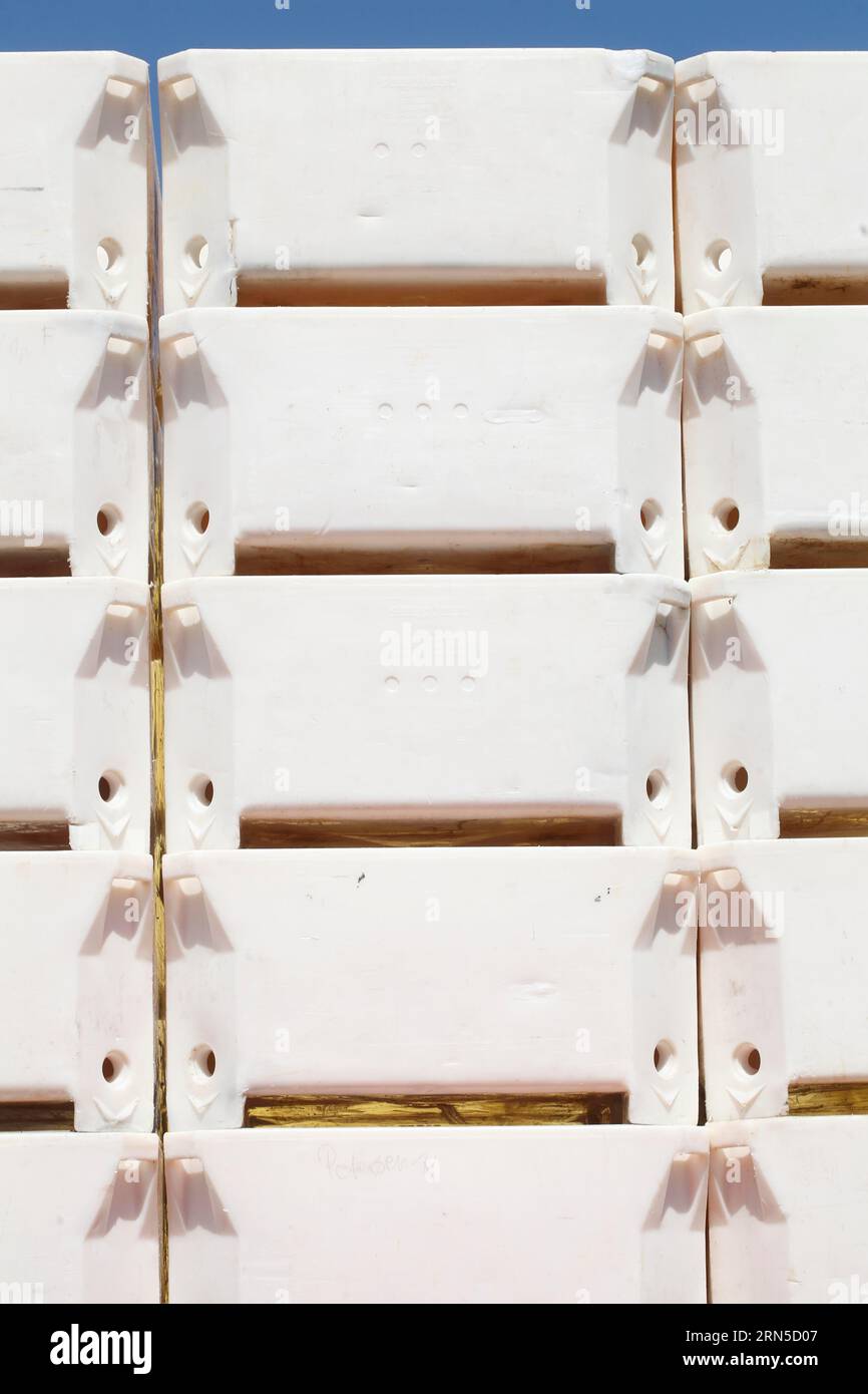 Plastic crates sculpture hi-res stock photography and images - Alamy