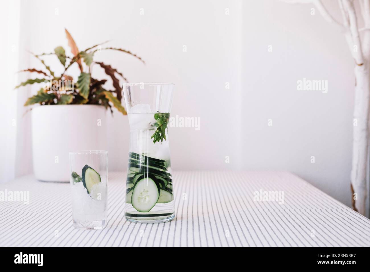 Refreshing flow hi-res stock photography and images - Alamy