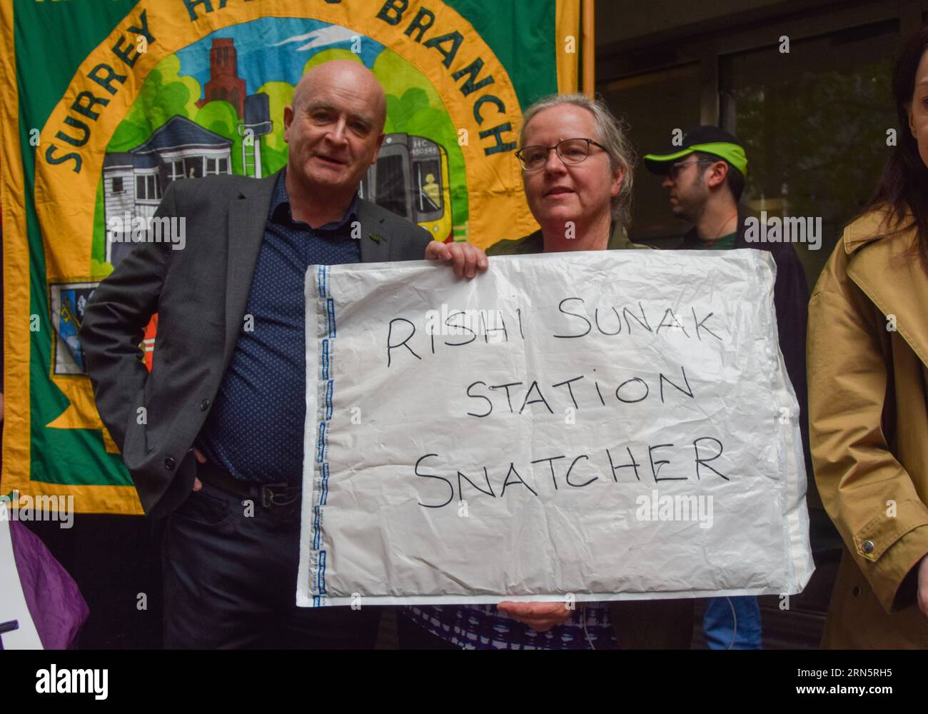 London, England, UK. 31st Aug, 2023. MICK LYNCH (L), general secretary ...