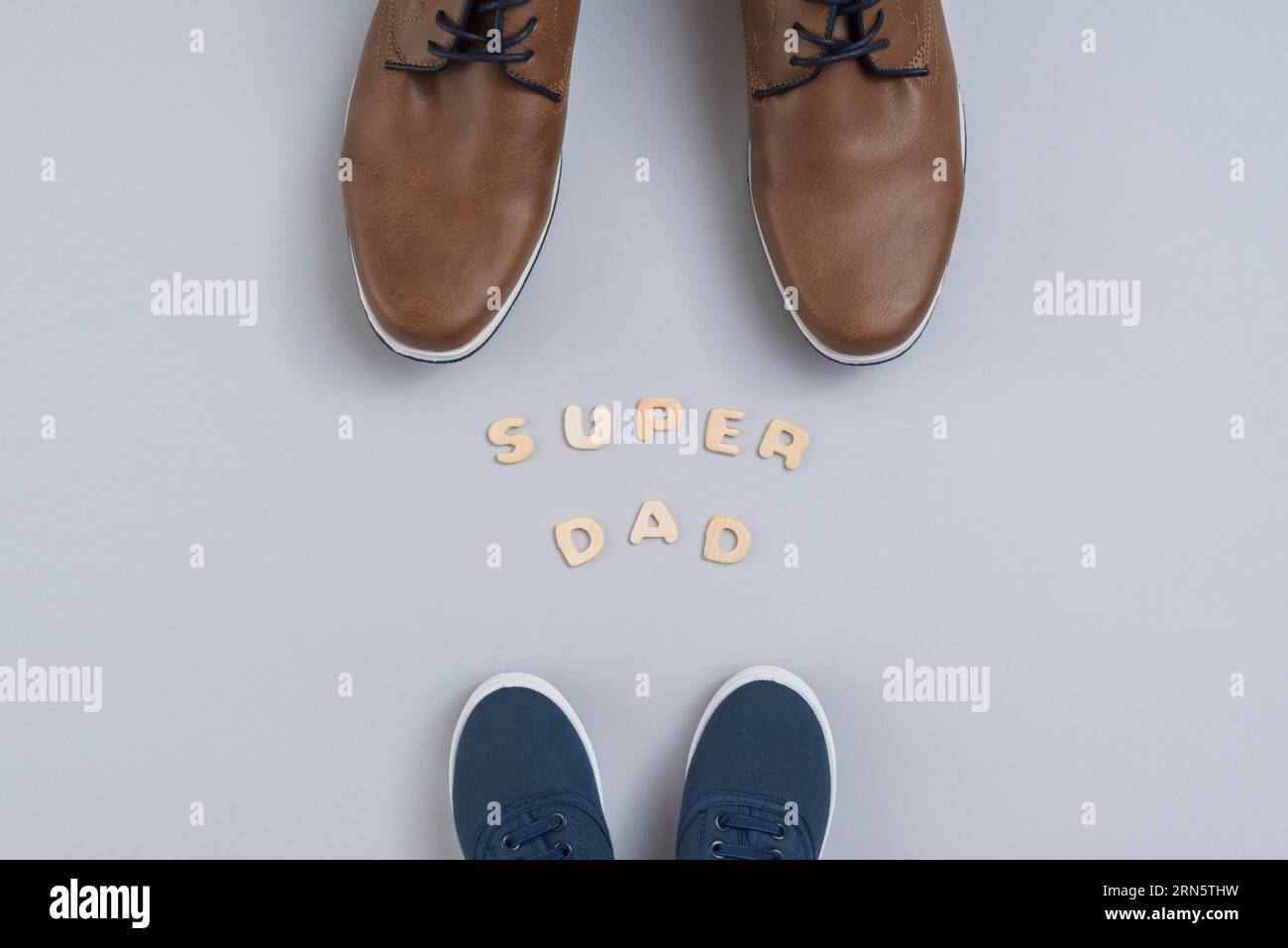 Family lettering hi-res stock photography and images - Alamy