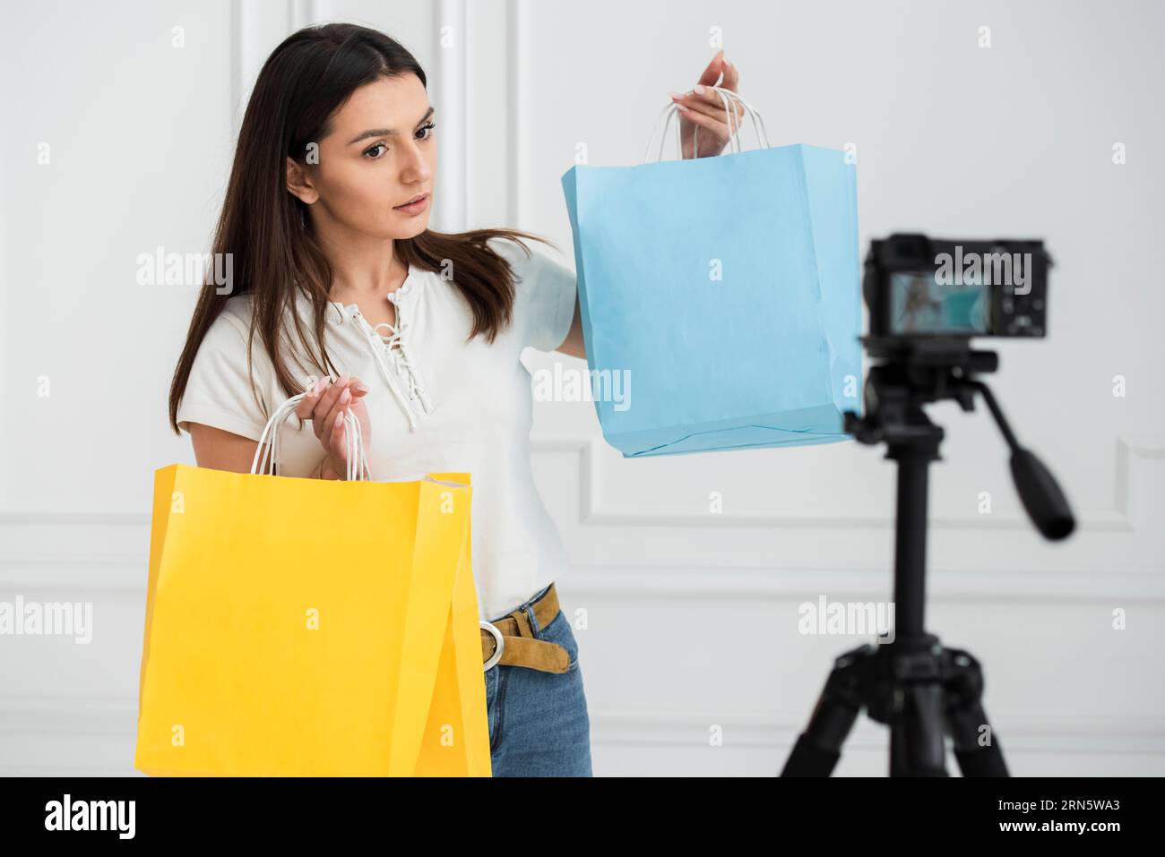 Attractive blogger hi-res stock photography and images - Alamy