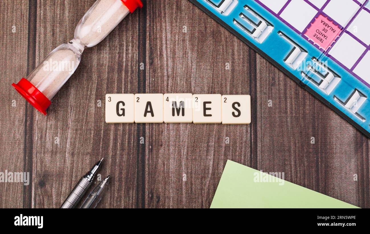 Cube collection hi-res stock photography and images - Alamy