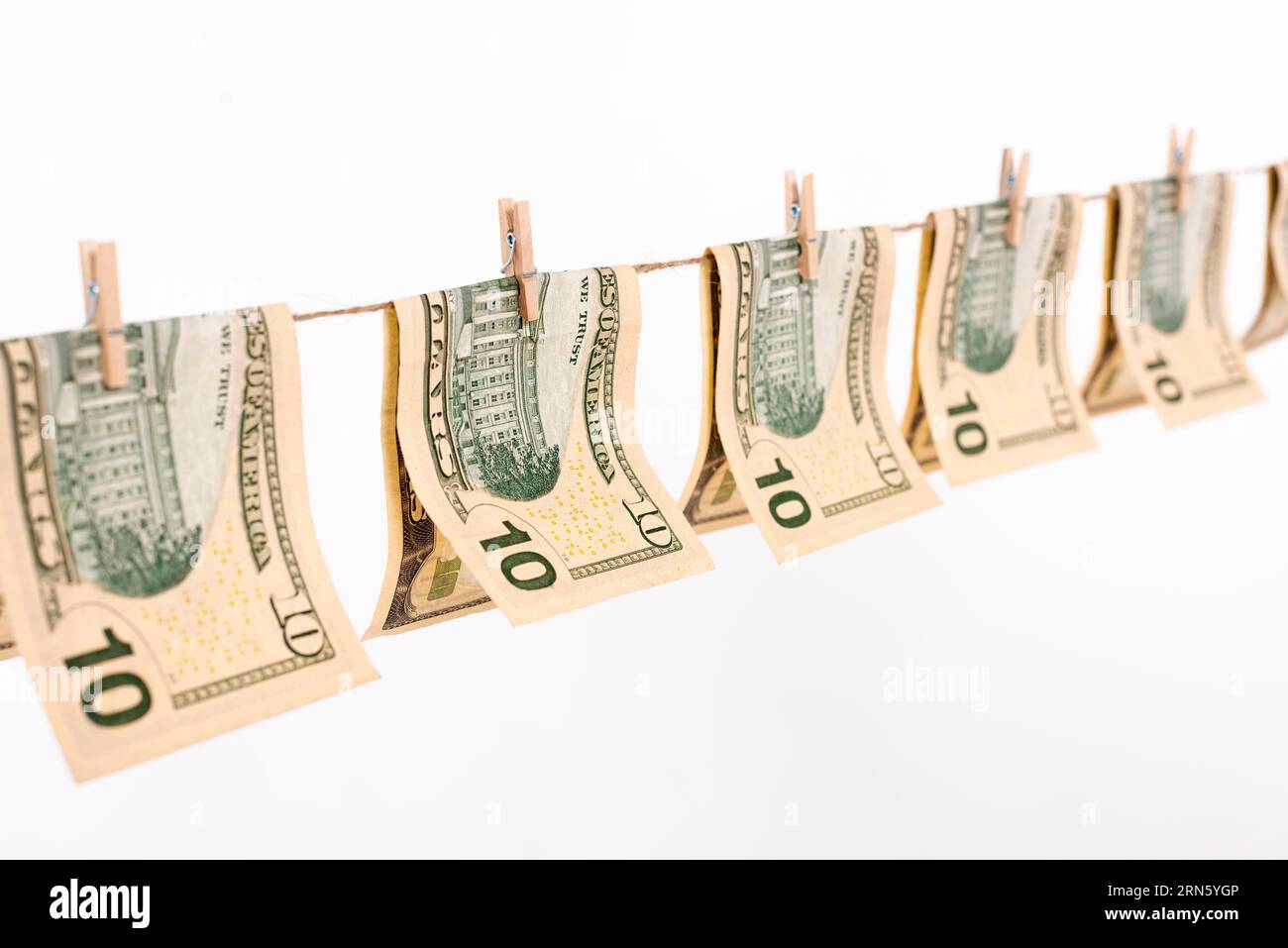 Hanging clothesline hi-res stock photography and images - Alamy