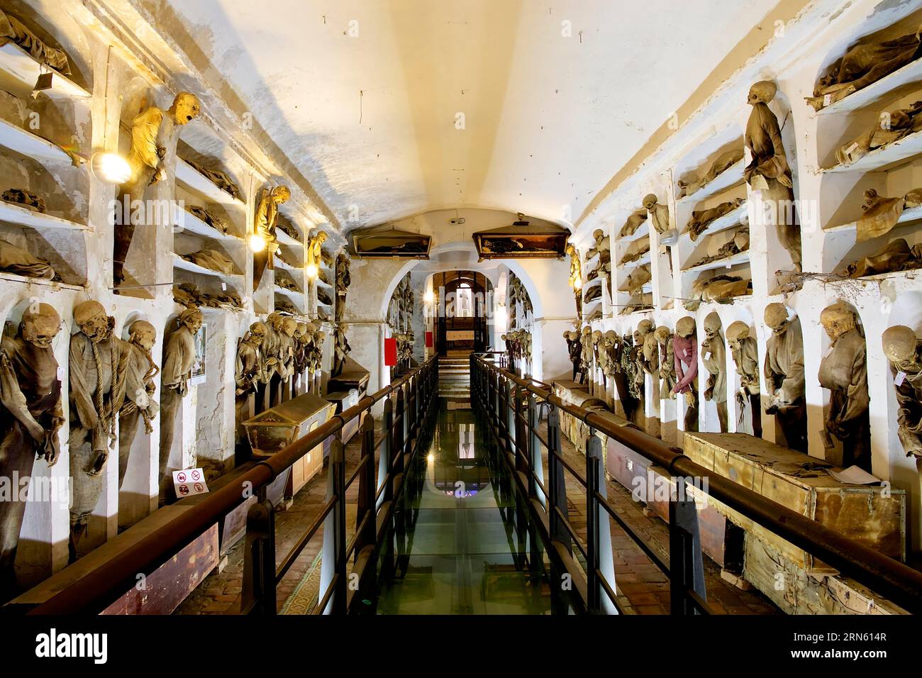 Aisle, Coffins, Super Wide Angle, Catacombe dei Cappuccini, Capuchin ...