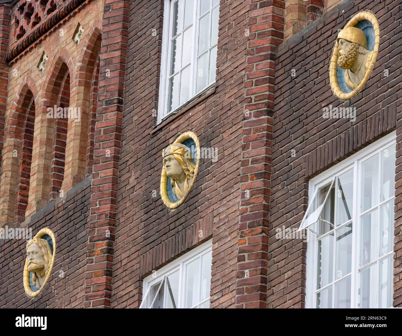 Renaissance architecture detail hi-res stock photography and images - Alamy