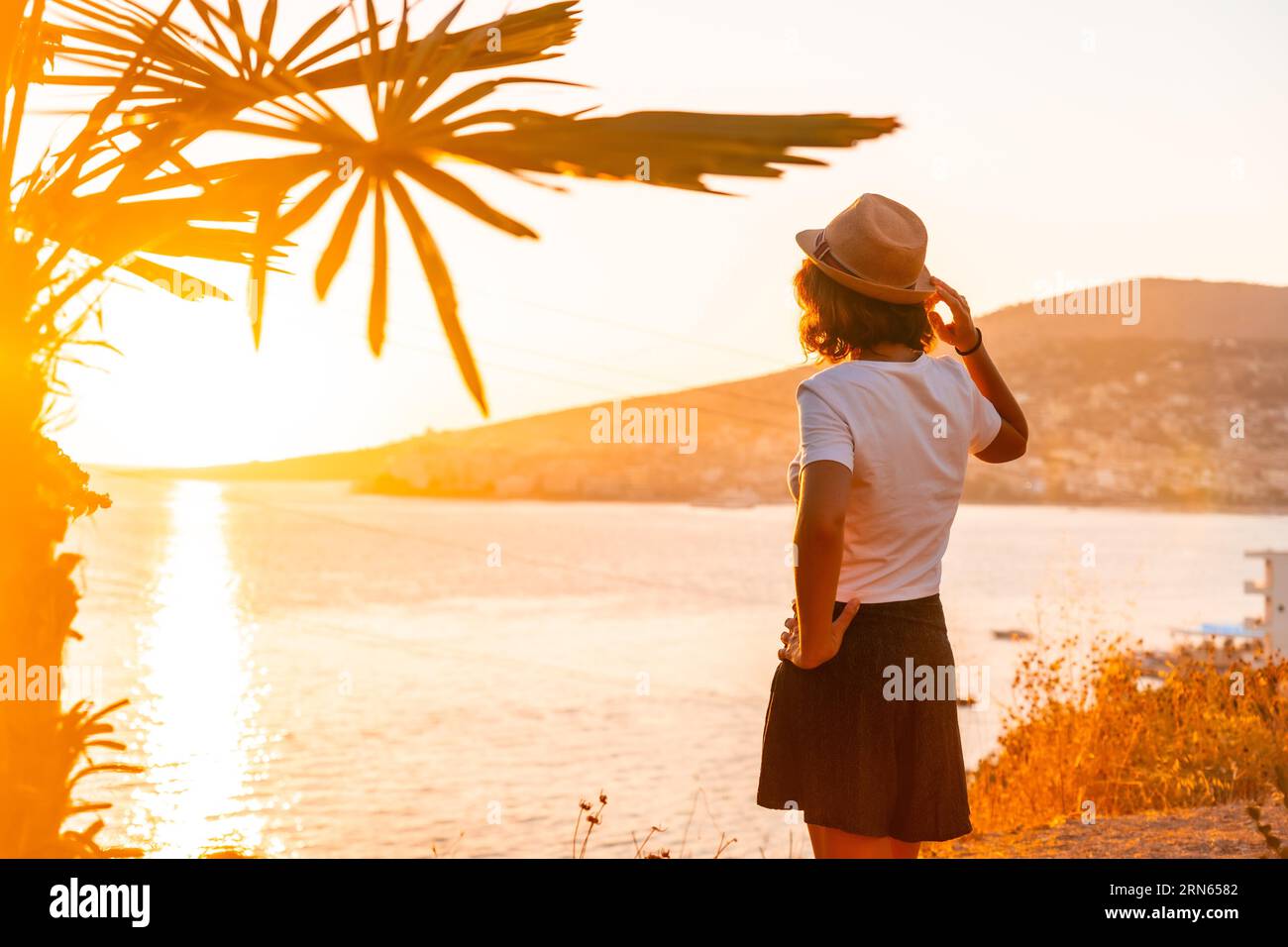 Saranda sunset panorama hi-res stock photography and images - Alamy