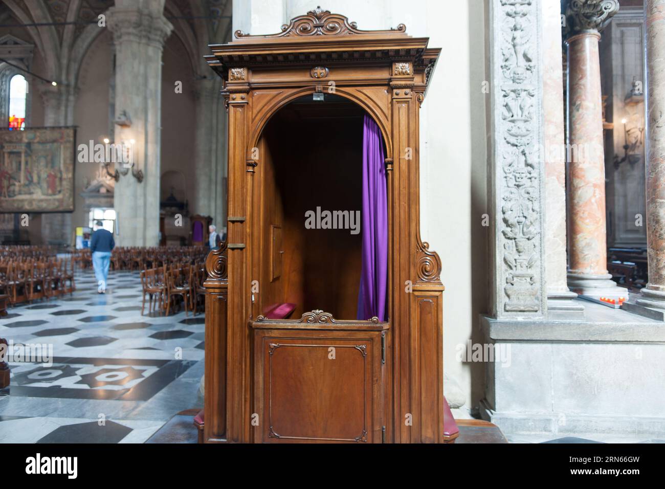 Confessional booth hi-res stock photography and images - Alamy