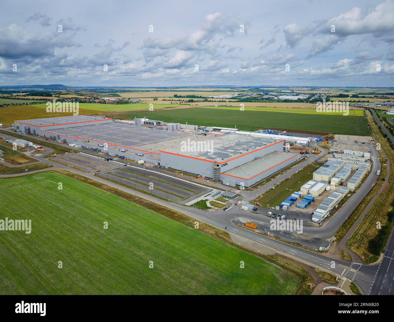 Battery plant of the Chinese company CATL in Arnstadt, Thuringia Stock ...