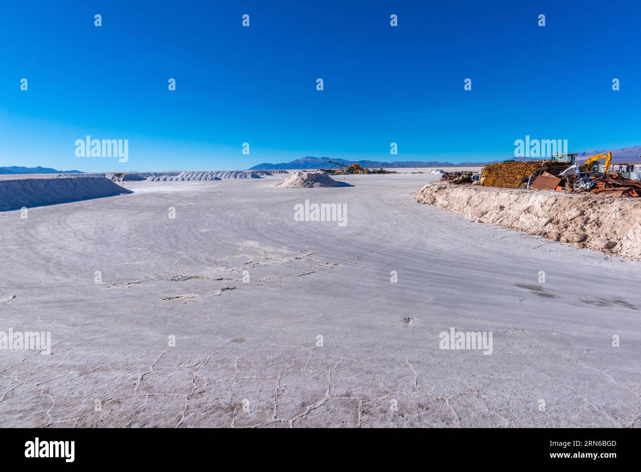 800 sq km salt desert Salinas Grandes, salt pan, salt mining ...