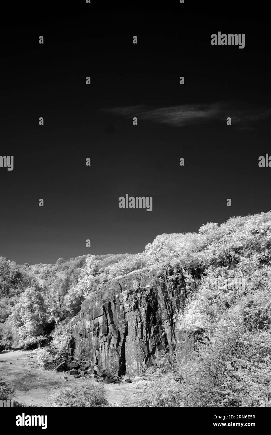 Cheddar gorge cheddar england Black and White Stock Photos & Images - Alamy