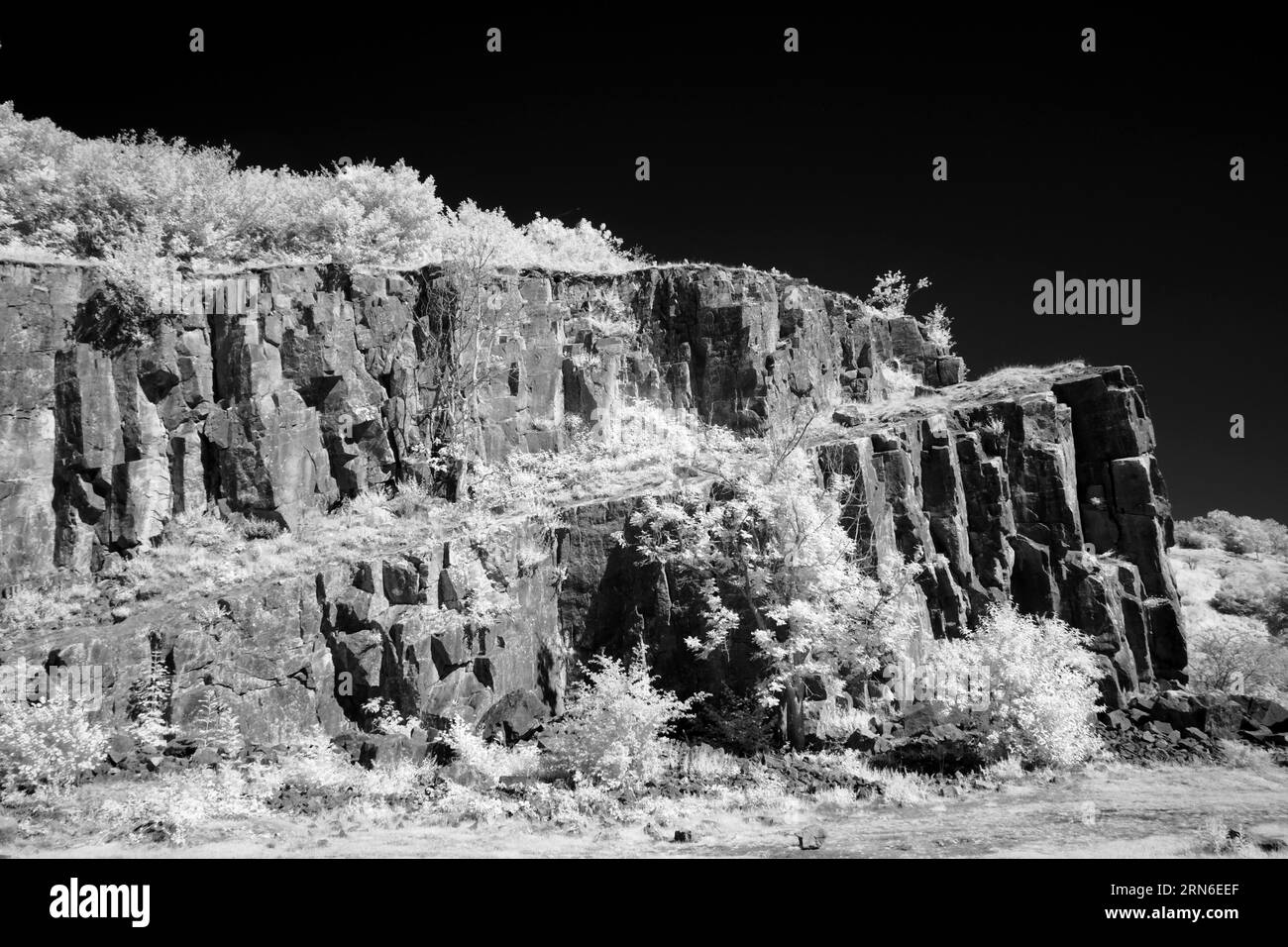 720nm infrared hi-res stock photography and images - Alamy