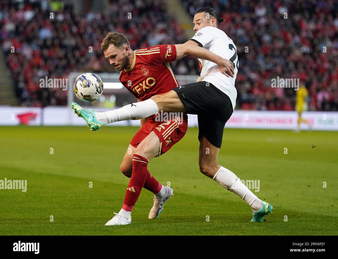 Amor layouni hi-res stock photography and images - Alamy