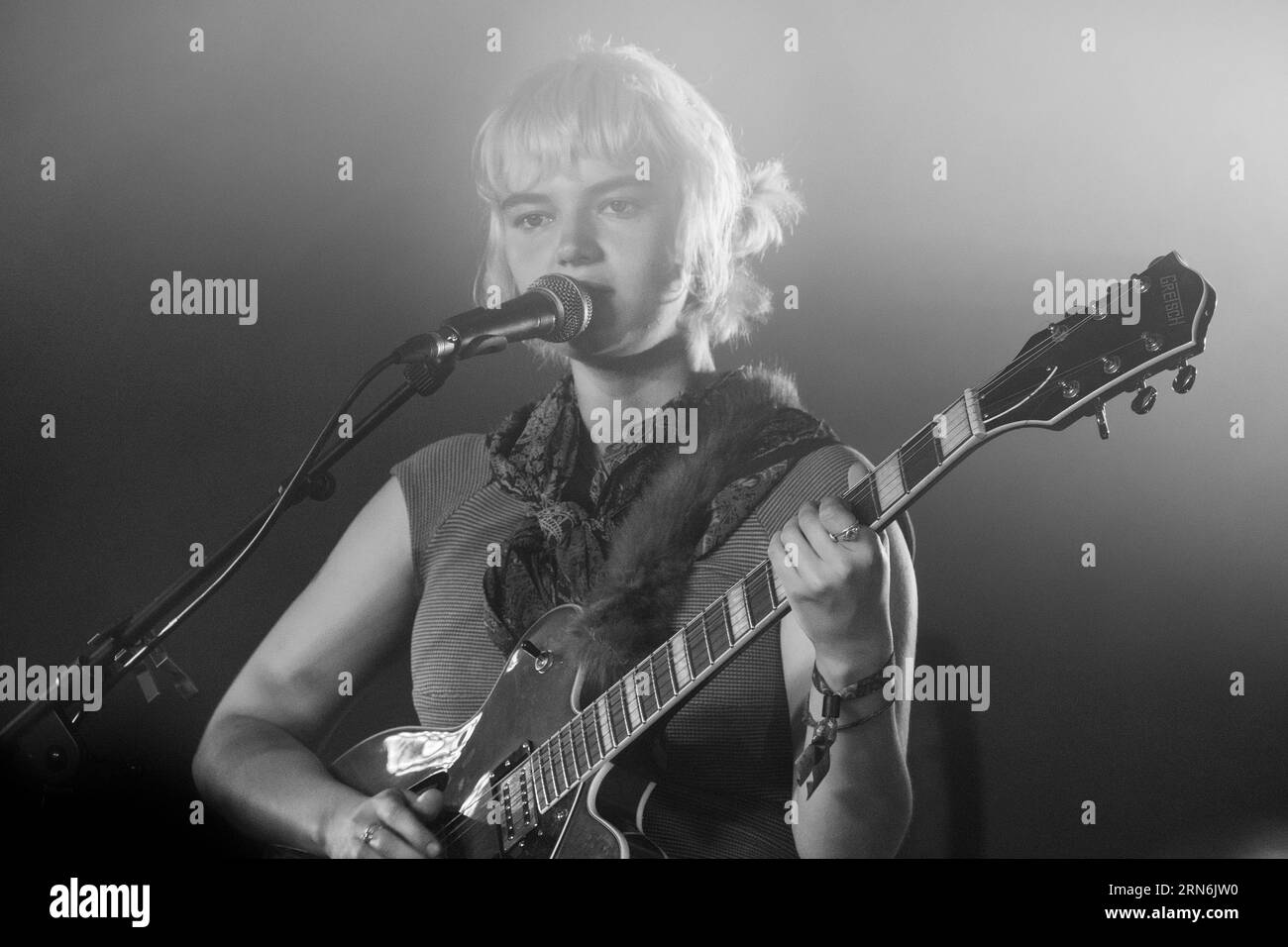 Singer Clara FT of Mary In The Junkyard on the Rising Stage at Green ...