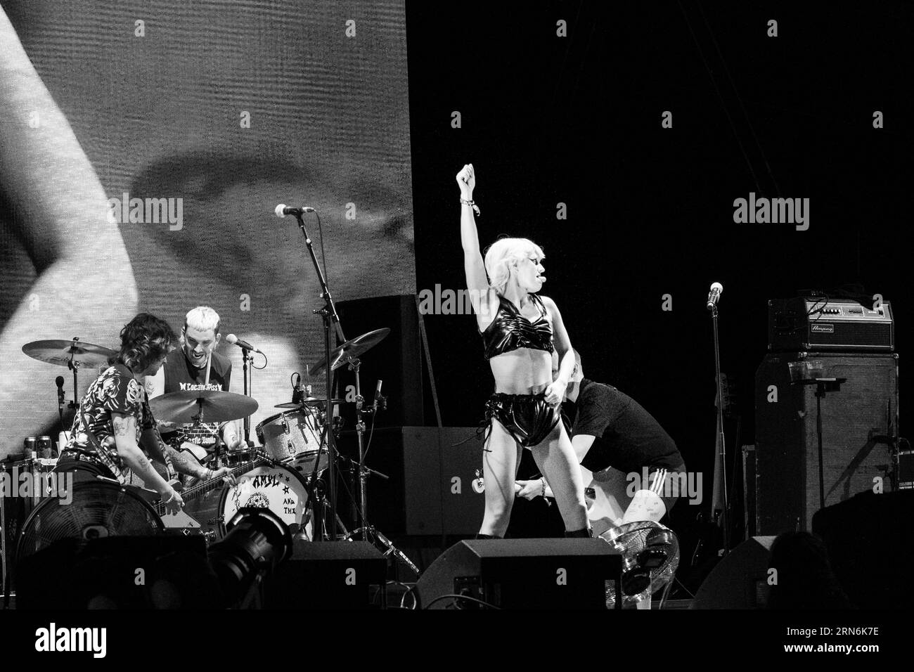 Amy Taylor of Amyl and the Sniffers on the Mountain Stage at Green Man ...