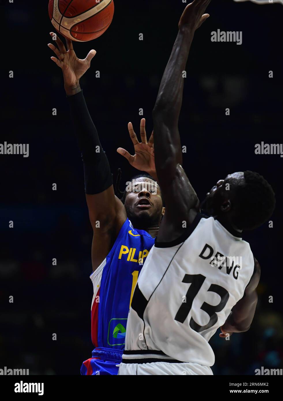 Majok deng hi-res stock photography and images - Alamy