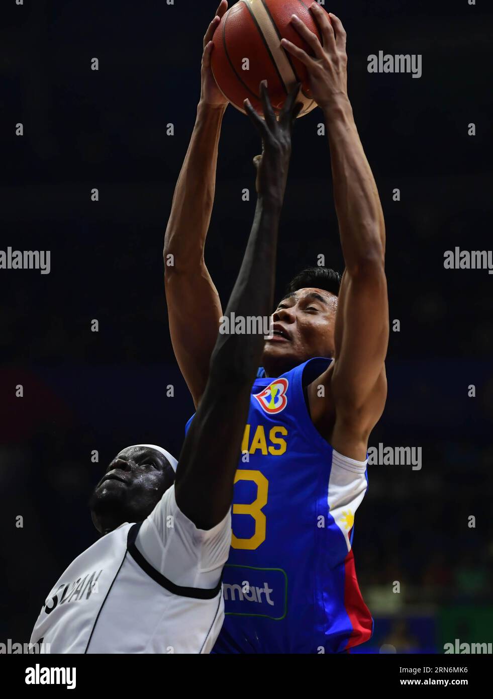 Quezon, Philippines. 31st Aug, 2023. Nuni Omot (L) of South Sudan men ...
