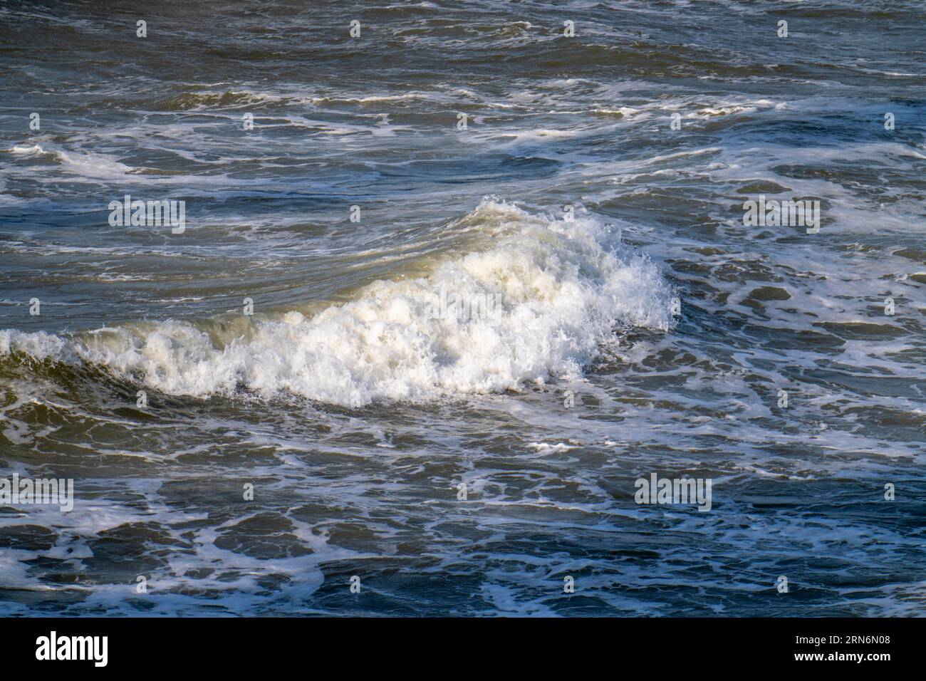 Stormy ocean waves hi-res stock photography and images - Alamy