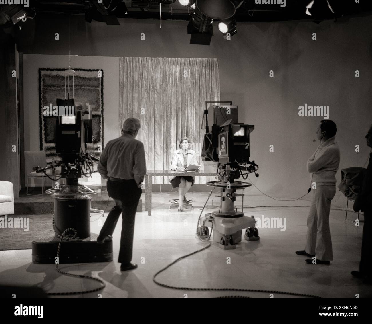 1970s tv set hi-res stock photography and images - Alamy