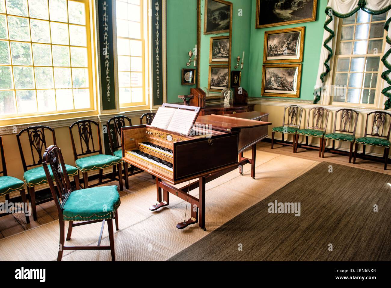 MOUNT VERNON, Virginia — The formal parlor inside George Washington's ...