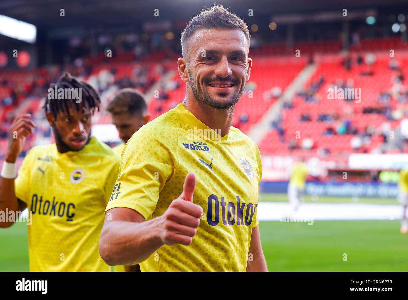 Dusan tadic fenerbahce hi-res stock photography and images - Alamy