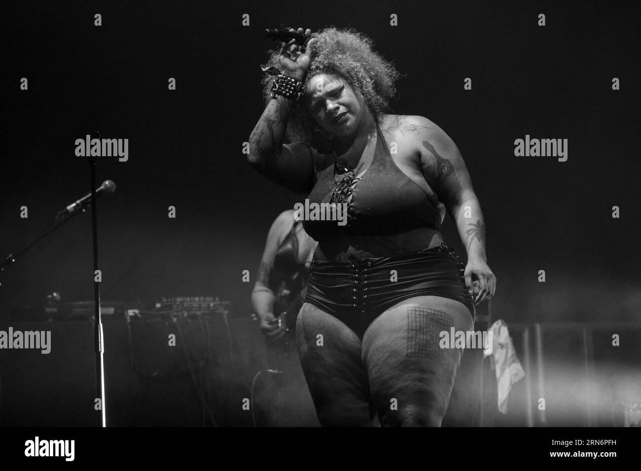 Alli Logout of Special Interest on the Walled Garden Stage at Green Man ...