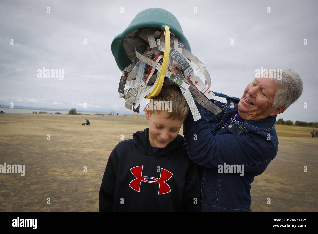 Bucket over head hi-res stock photography and images - Alamy