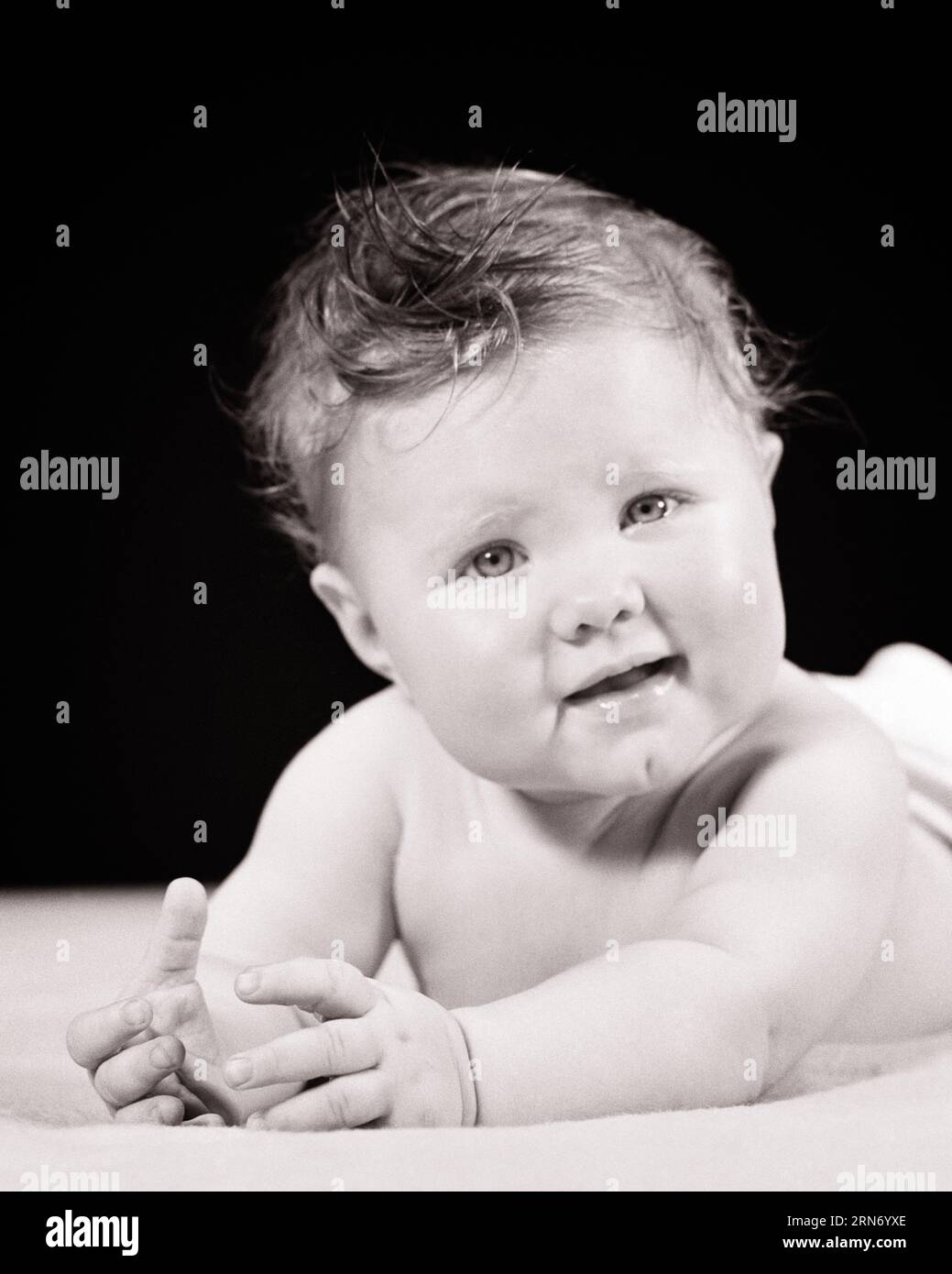 Dimple chin hi-res stock photography and images - Alamy