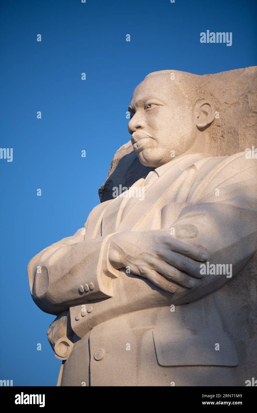 WASHINGTON DC, United States — The Martin Luther King Jr. Memorial ...