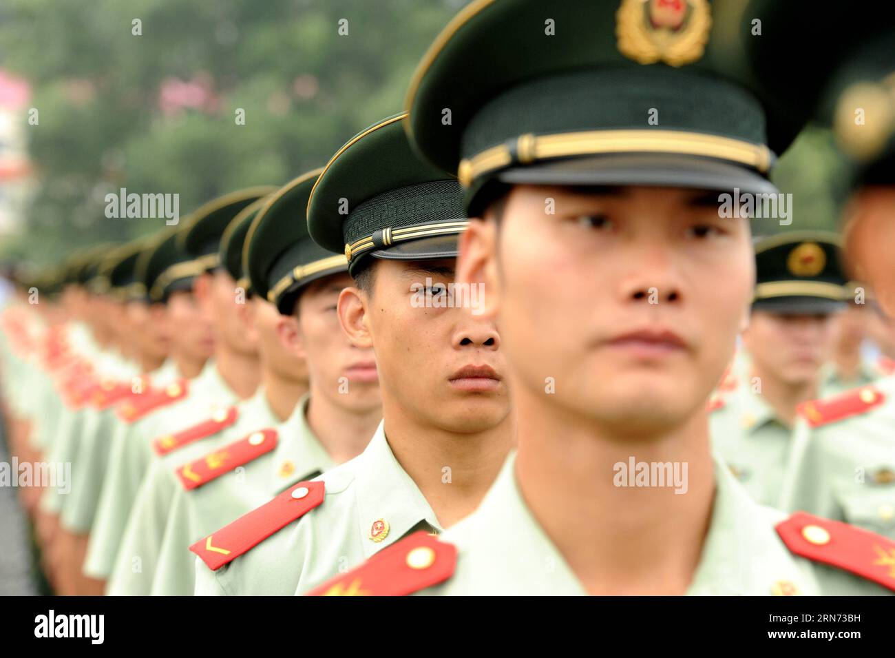 (150815) -- HARBIN, Aug. 15, 2015 -- Armed police force attend the ...