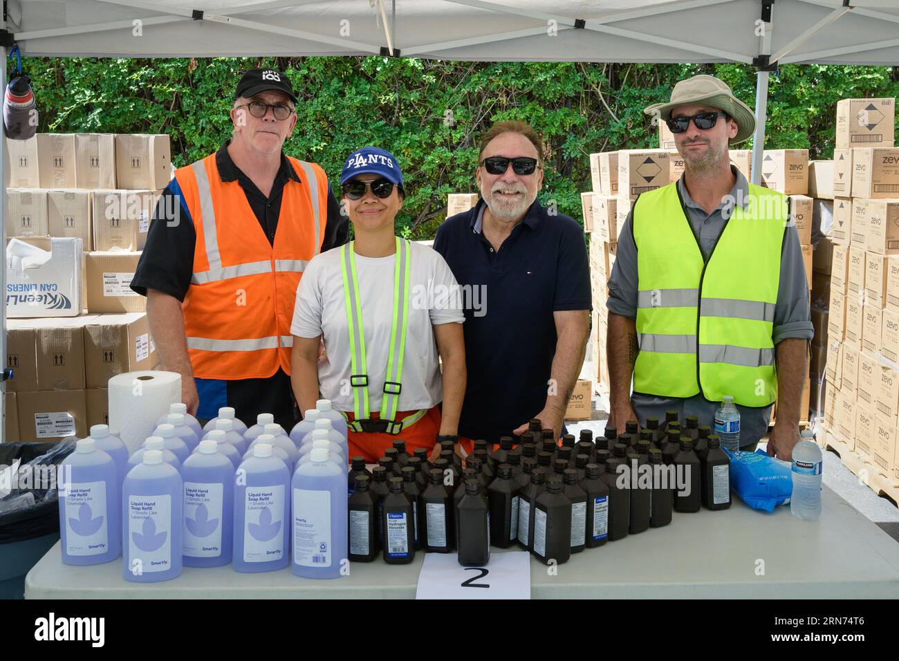 actors and Teamsters Food Drive at the Motion Picture Home Stock Photo ...