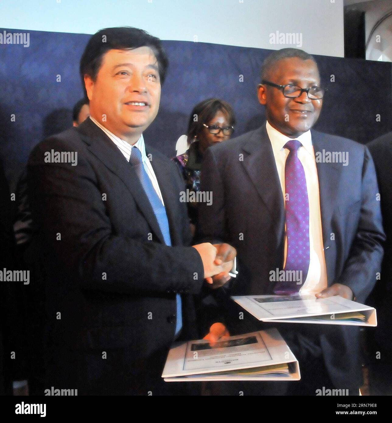 Aliko dangote hi-res stock photography and images - Alamy