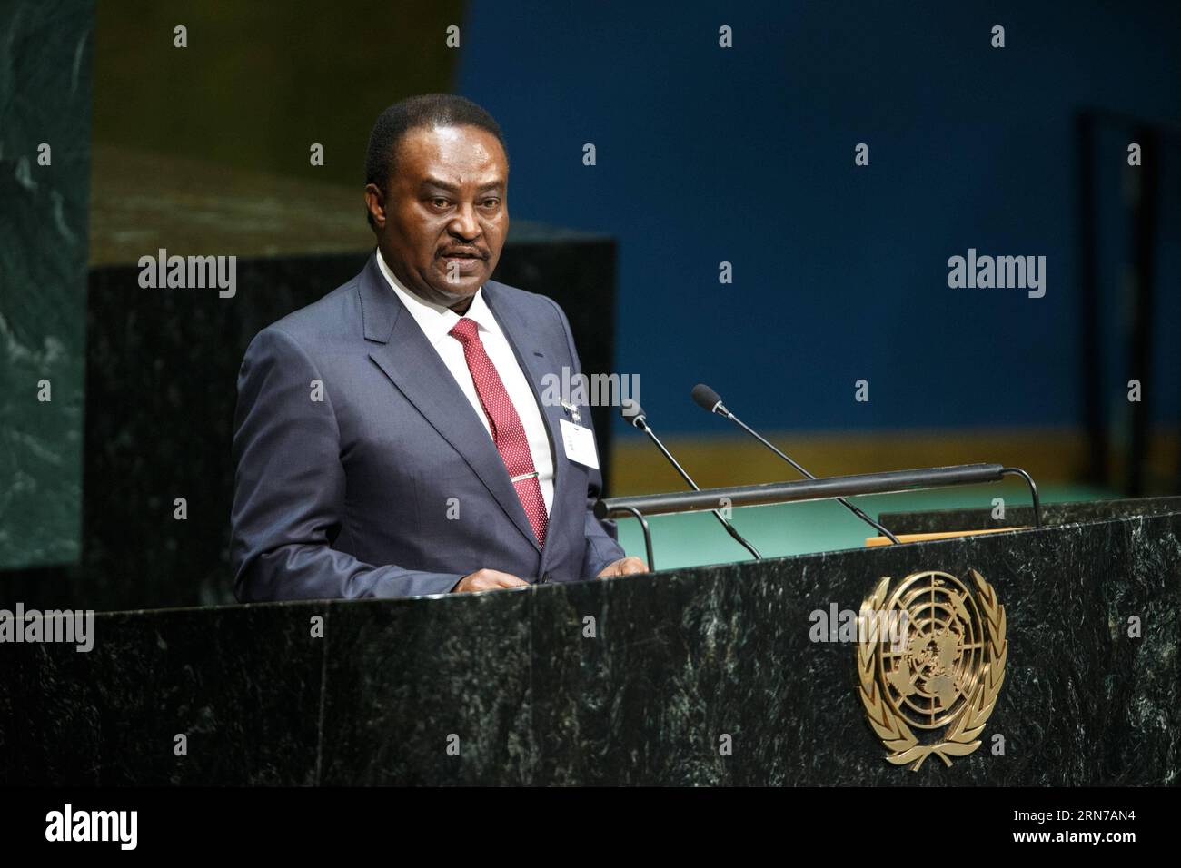 Angola national assembly hi-res stock photography and images - Alamy