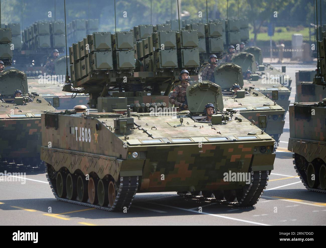 Chinese military tank parade hi-res stock photography and images - Alamy