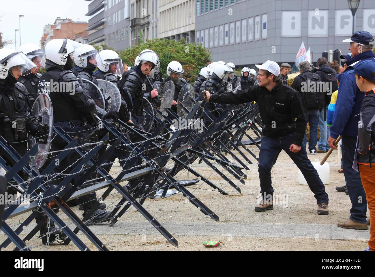 Food riot 2015 hi-res stock photography and images - Alamy
