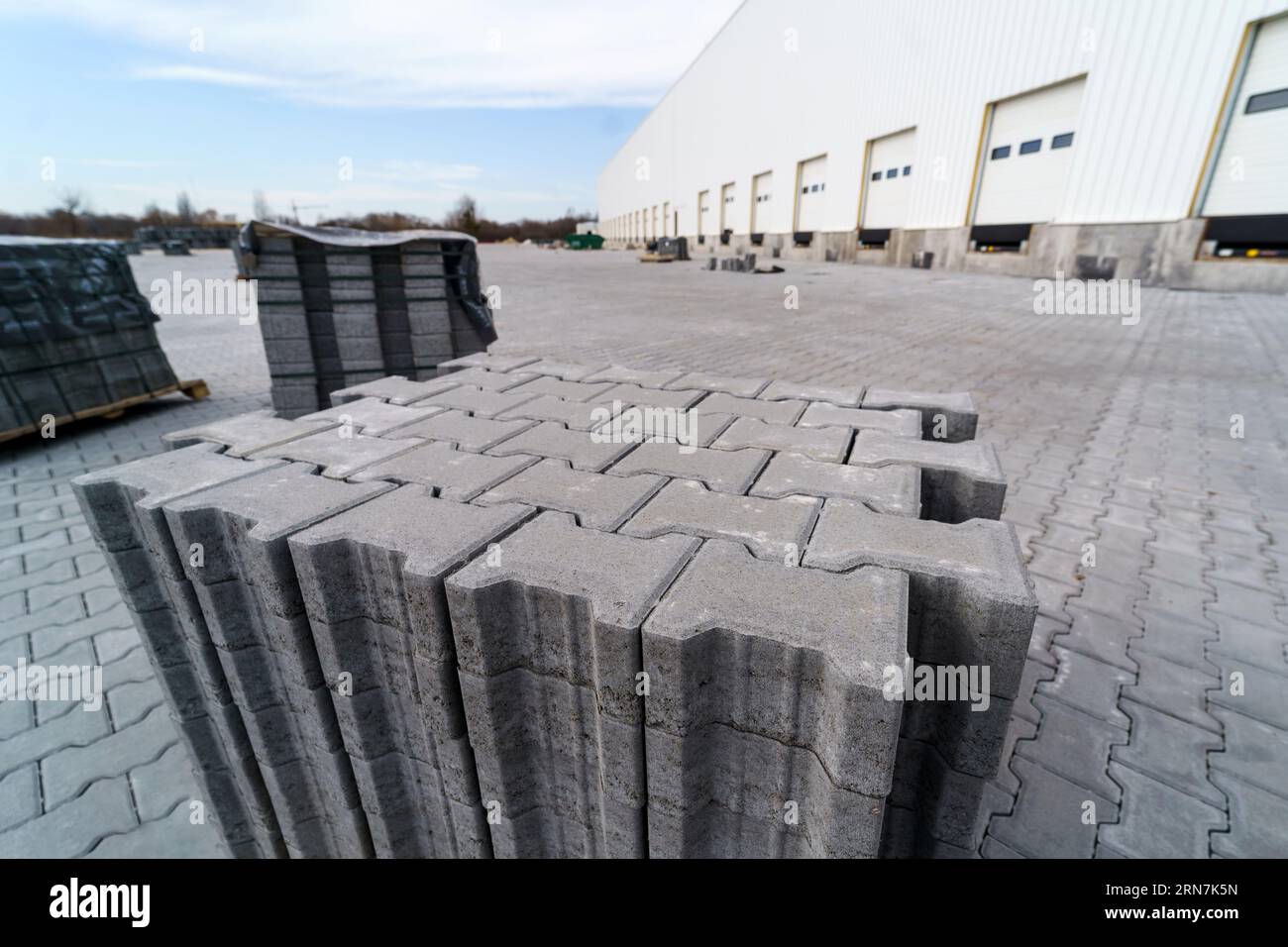 Industrial warehouse empty storage facility hi-res stock photography ...