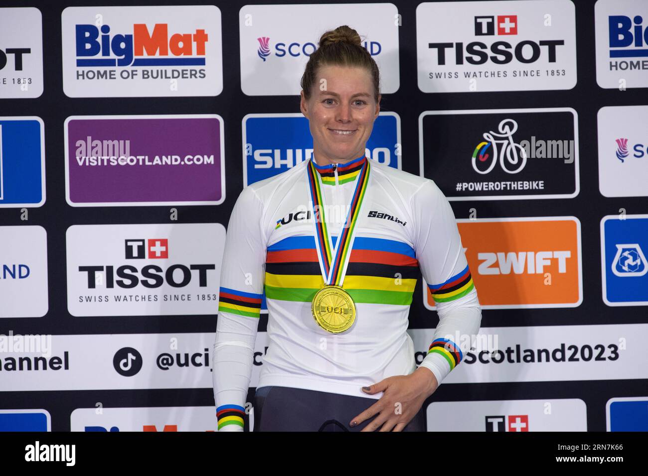 Jennifer Valente of the USA on the podium, World Champion in the Women ...