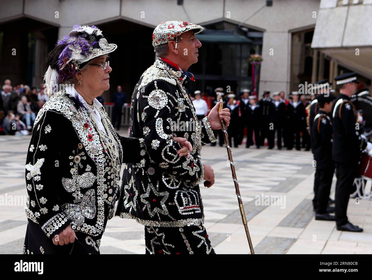 Costermonger hi-res stock photography and images - Alamy