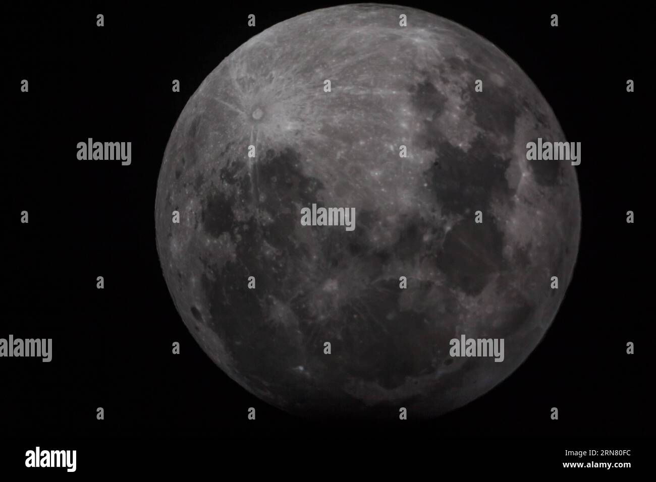 Obscures parts hi-res stock photography and images - Alamy