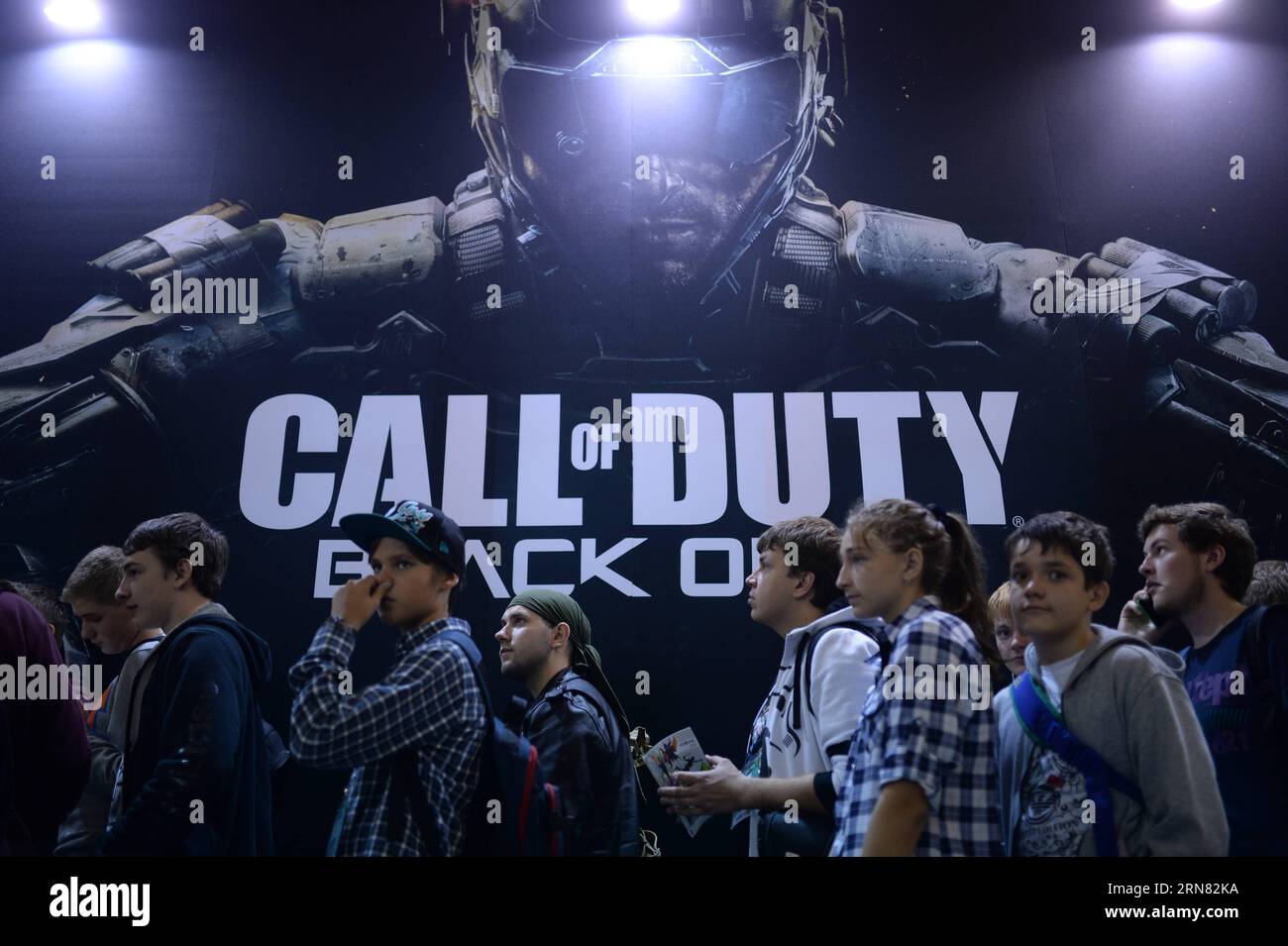 Call of duty black ops 2 hi-res stock photography and images - Alamy