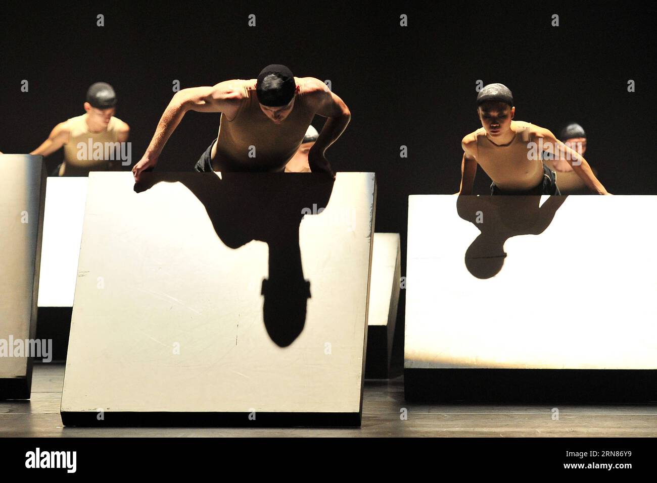 (151009) -- SINGAPORE, Oct. 9, 2015 -- Dancers of the Nederlands Dans ...