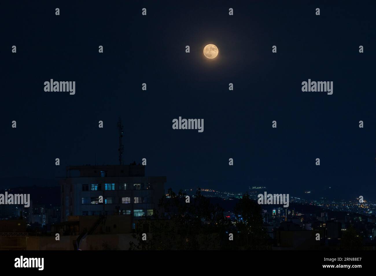 Tehran skyline and night hi-res stock photography and images - Alamy