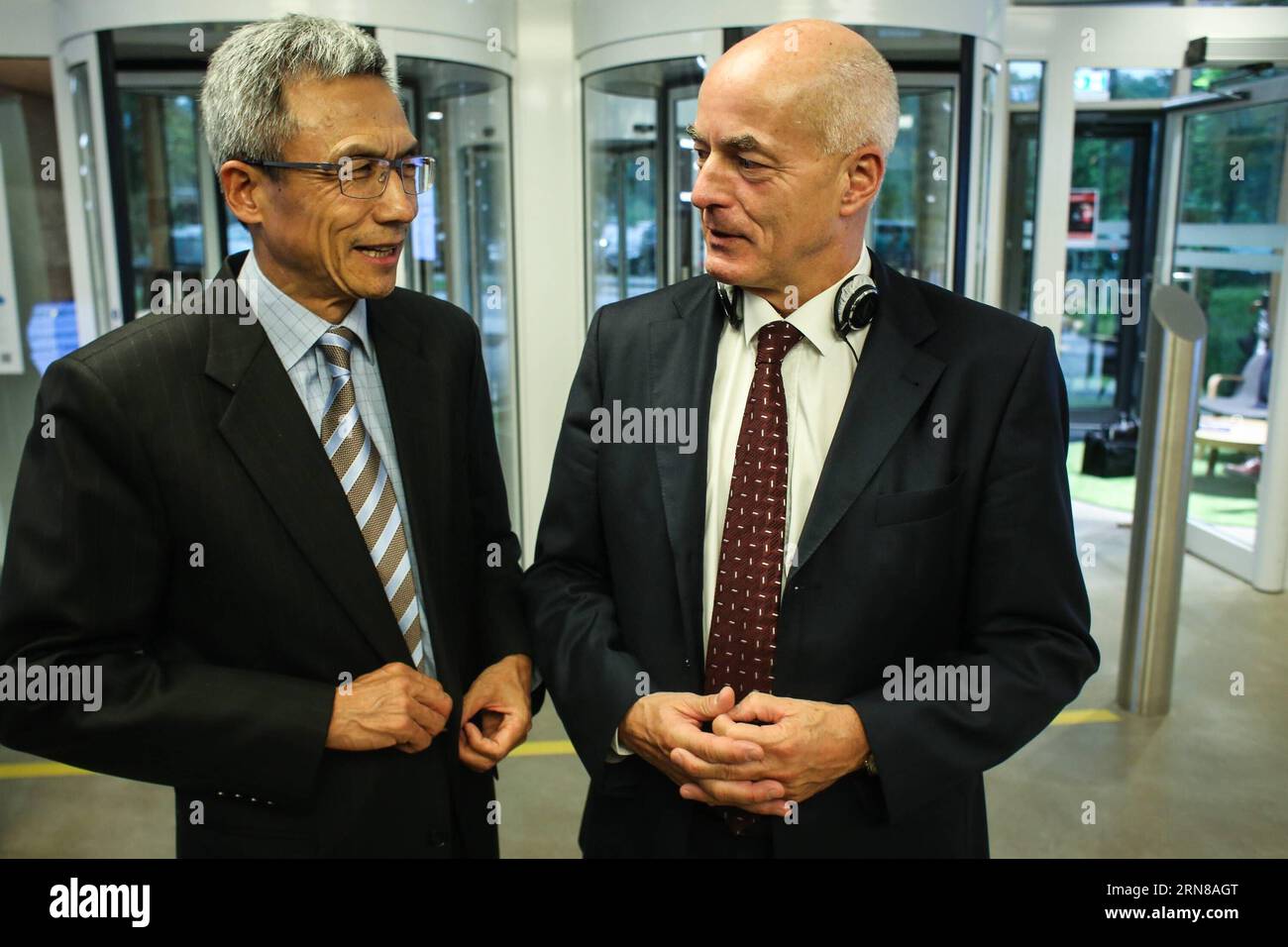 Bmw innovation center hi-res stock photography and images - Alamy