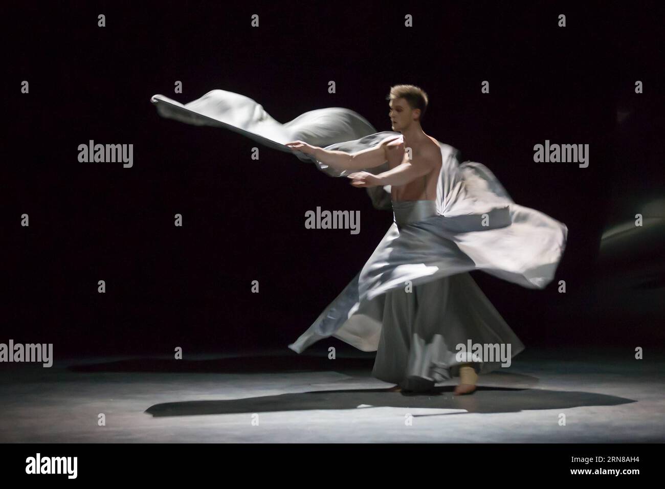 Non solus hi-res stock photography and images - Alamy